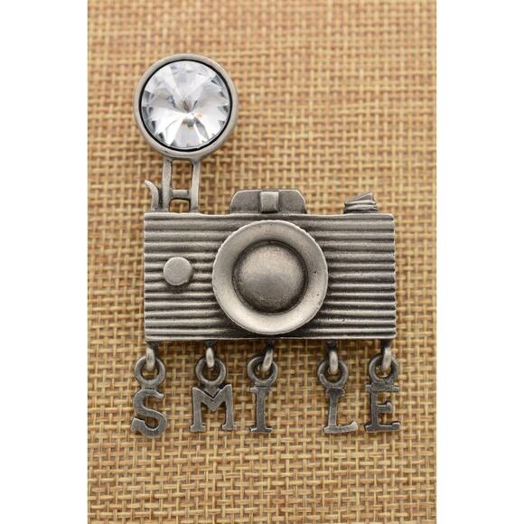 Unbranded | Jewelry | Vintage Camera Pin Brooch Smile Dangle Crystal ...